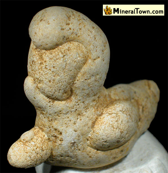 Opal variety Menilite. Opals Photo Gallery at MineralTown.com
